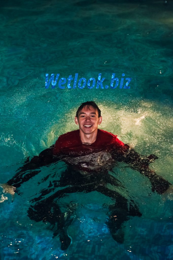 Mike's WetLook At The Pool - Wetlook photo at WetLook.Biz